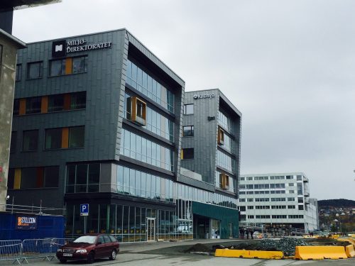 Kverva has bought 45 percent of the German salmon processor Lübbert ...